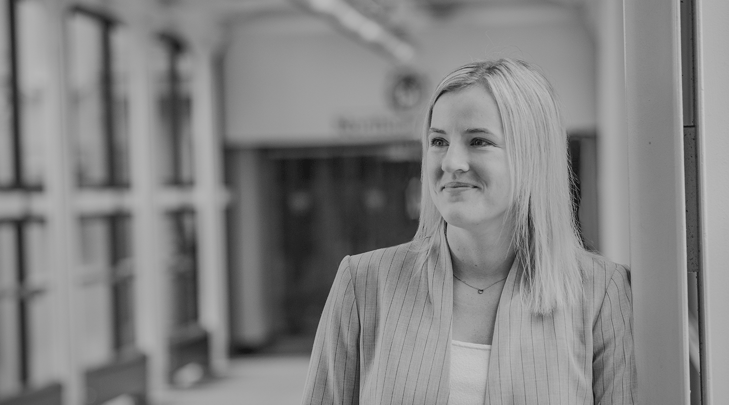 Olinger, Tess R. - Winthrop & Weinstine